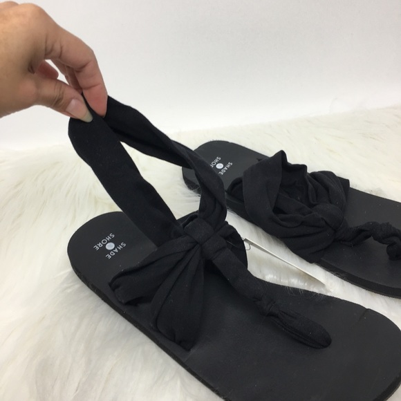 Shade & Shore | Shoes | Shades Shore Yoga T String Black Sandal | Poshmark